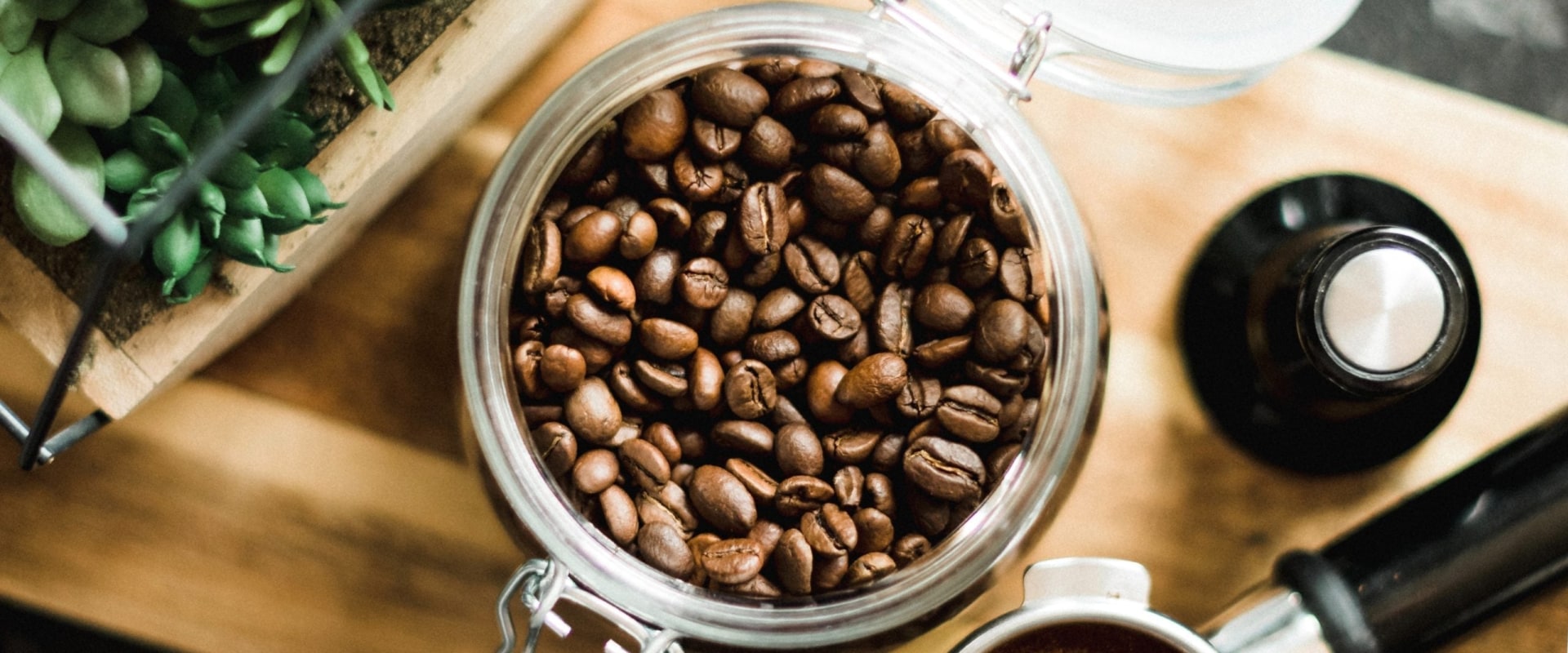 How to Tell if Your Coffee Beans are Fresh: A Comprehensive Guide for ...